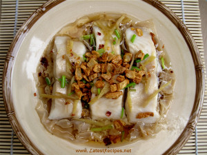 Chinese Steamed Fish Fillet with Crunchy Fried Garlic and Chili Flakes