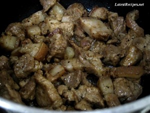 Dinuguan (Pork Blood Stew)