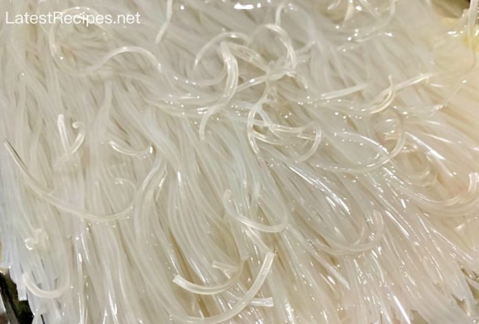 Japchae (Korean Stir-Fry Noodles)