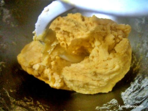 Bomboloni (Italian Doughnuts)