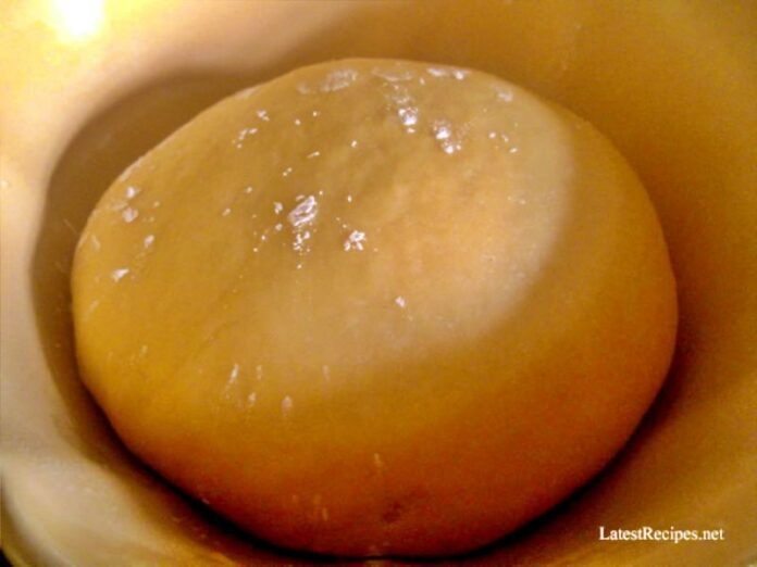 Bomboloni (Italian Doughnuts)